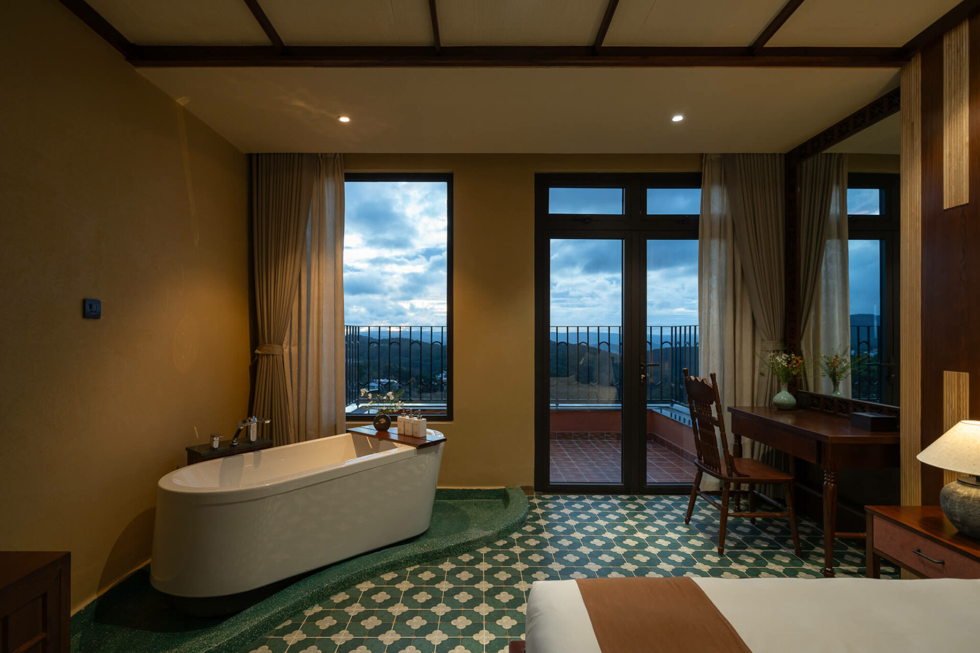 Executive Suite - The Mist Boutique DaLat Hotel
